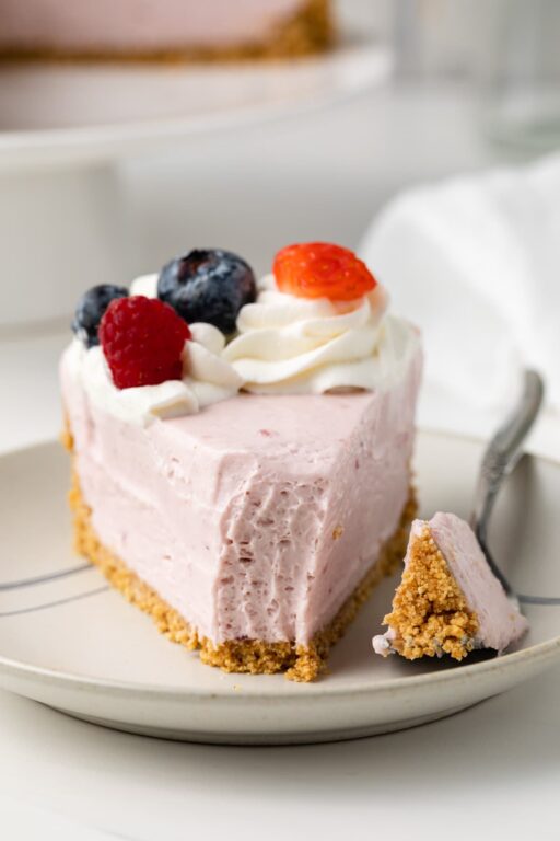 No Bake Berry Cheesecake | Baked by an Introvert