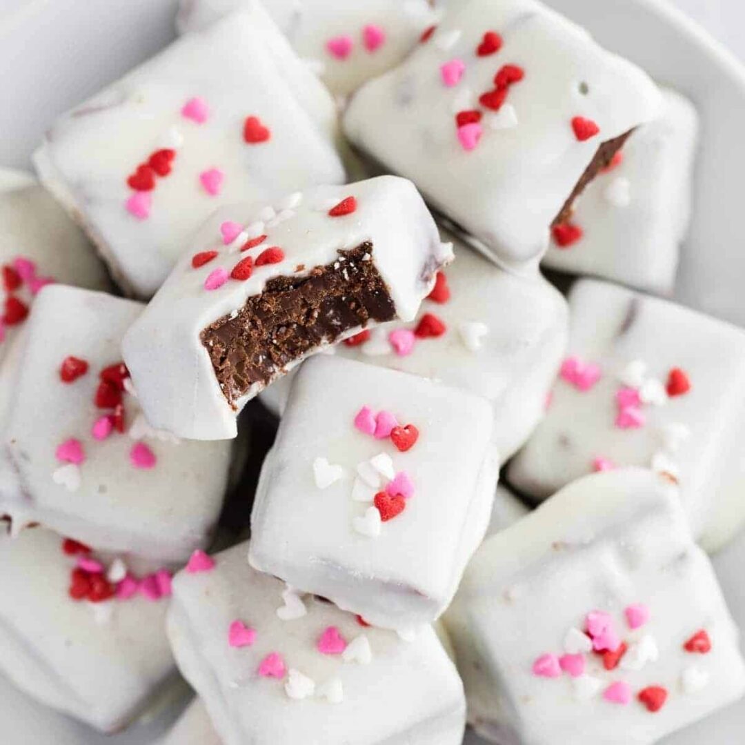 Mexican Hot Chocolate Fudge Bites - Baked By An Introvert