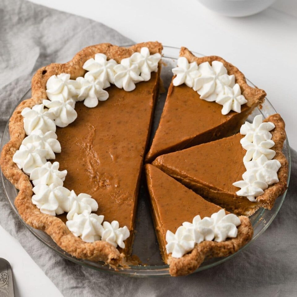 Pumpkin Pie Recipe - Baked By An Introvert